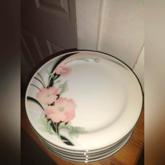 Sango | Dining | Vintage Sango Korea China 4 Dinner Plates | Poshmark